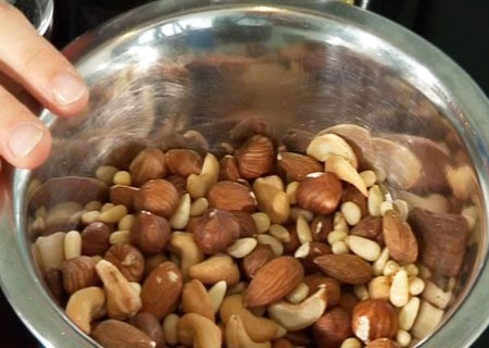 Spiced Nut Mix Recipe – Spicy Nut Mix Recipe – Spiced Mixed Nuts Recipe ...