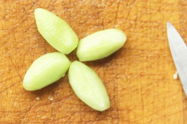 How to Cut a Cucumber: Part 2 — Eatwell101