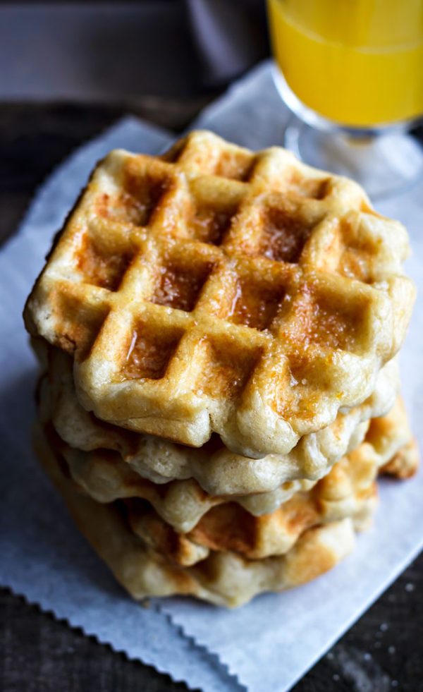 Easy waffles recipe from scratch — Eatwell101