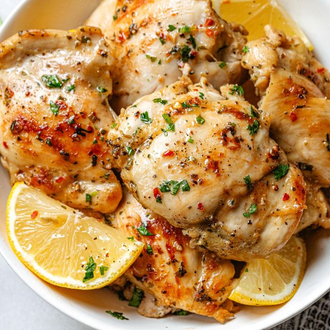 Quick Chicken Dinners: 15 Quick Chicken Dinners Ready in 20 Minutes ...