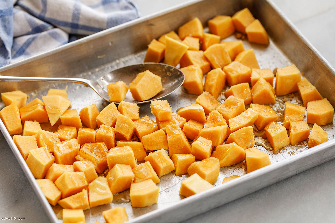 Baked Acorn Squash Recipe With Maple Butter How To Roast Acorn Squash — Eatwell101