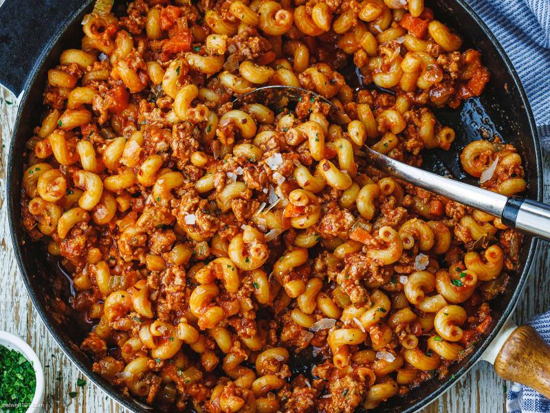 Ground Turkey Pasta Recipe — Eatwell101