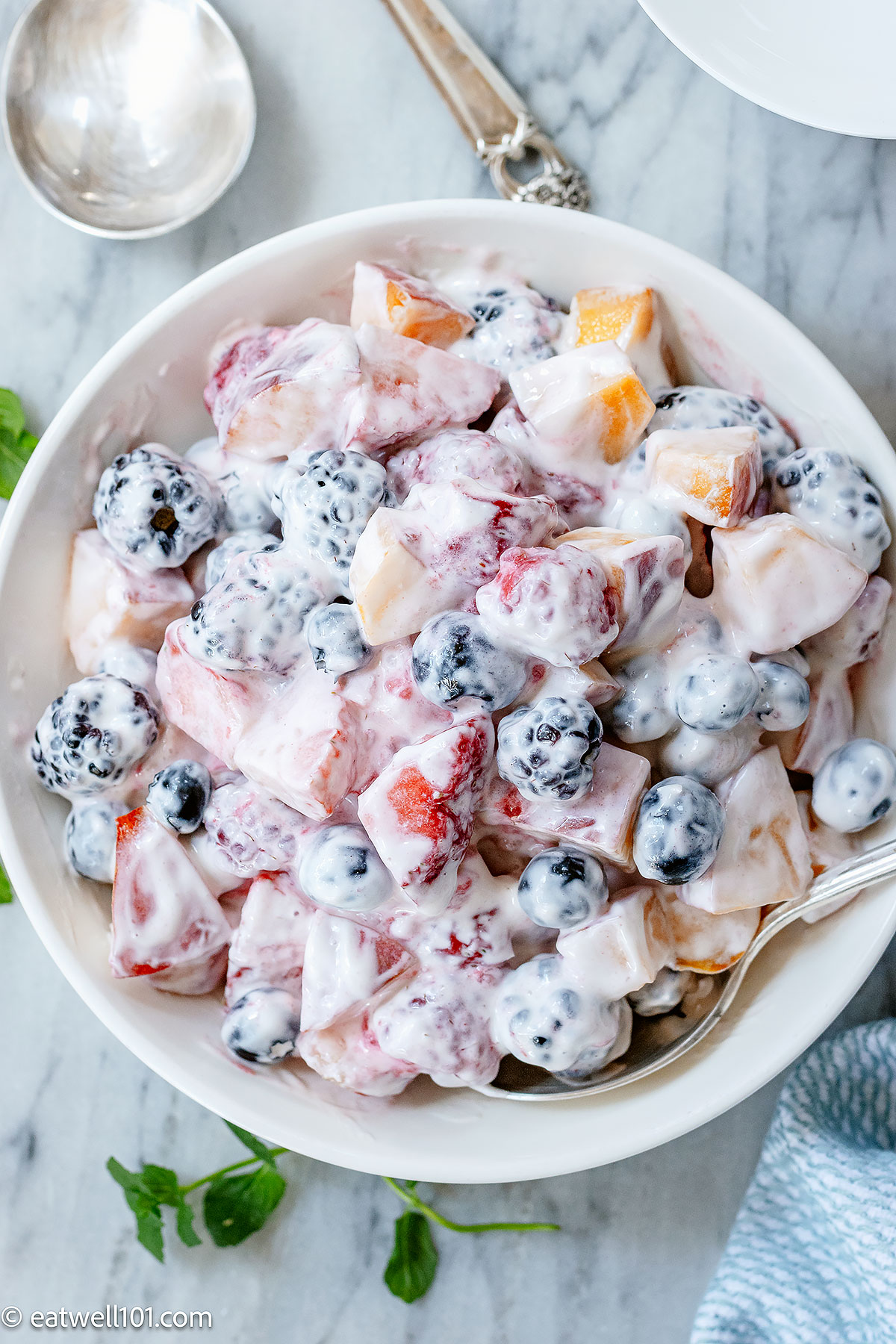 Creamy Fruit Salad Recipe – Creamy Fruit Salad with Sour Cream — Eatwell101 Creamy Fruit Salad Recipe – Creamy Fruit Salad with Sour Cream — Eatwell101