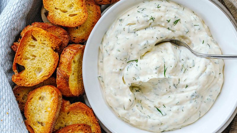 11 Easy Dip Recipes for Game Day — Eatwell101